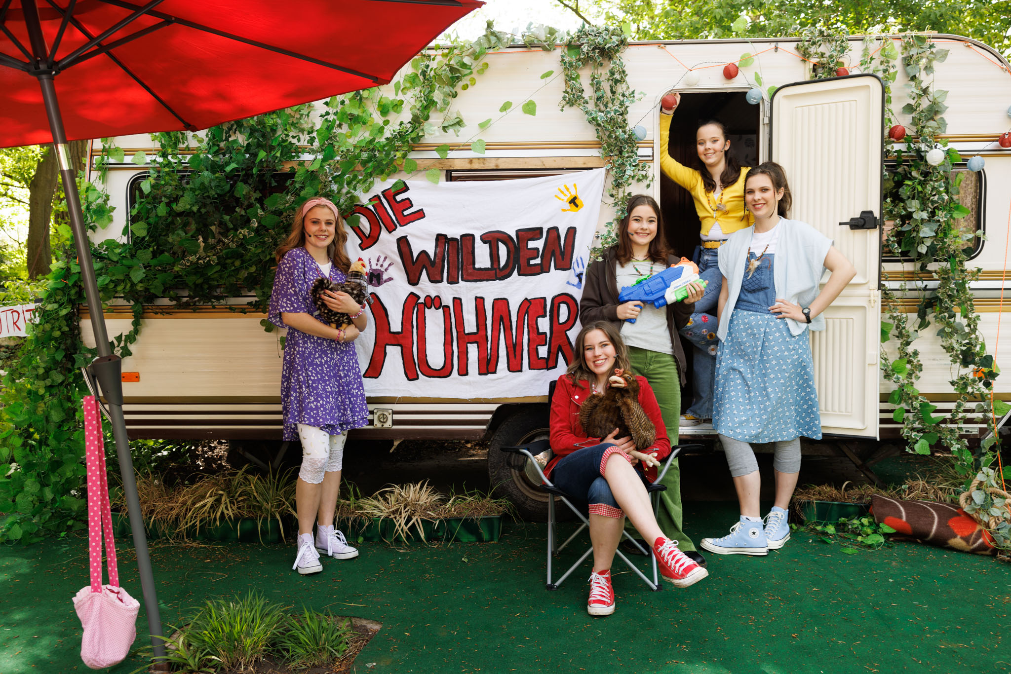 Die Wilden Hühner – Fuchsalarm (2023) | Freilichtbühne Schloß Neuhaus